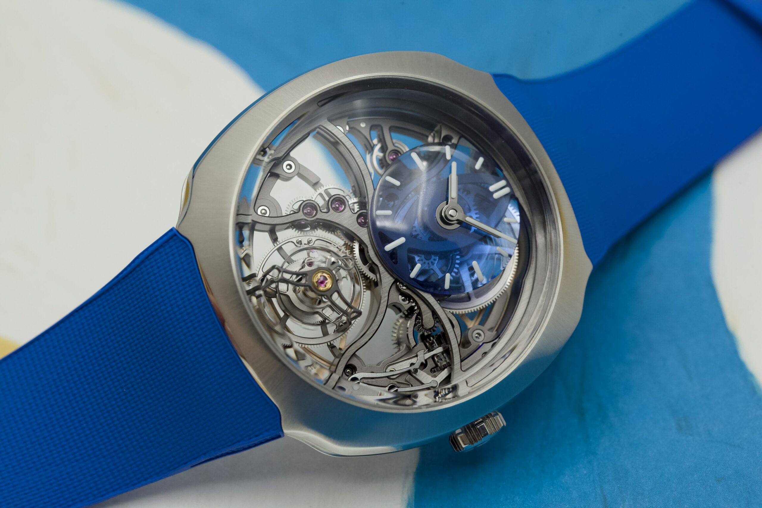 » H. Moser & Cie X Alpine F1 Team- Streamliner Alpine Limited Edition